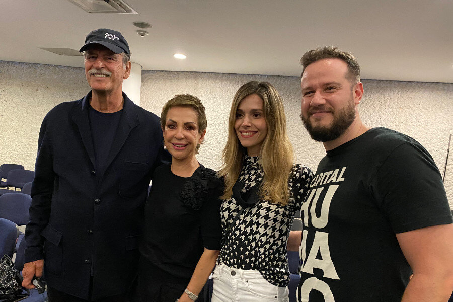 Diego Ruzzarin en Centro Fox: Defender la democracia, impulsar el ...